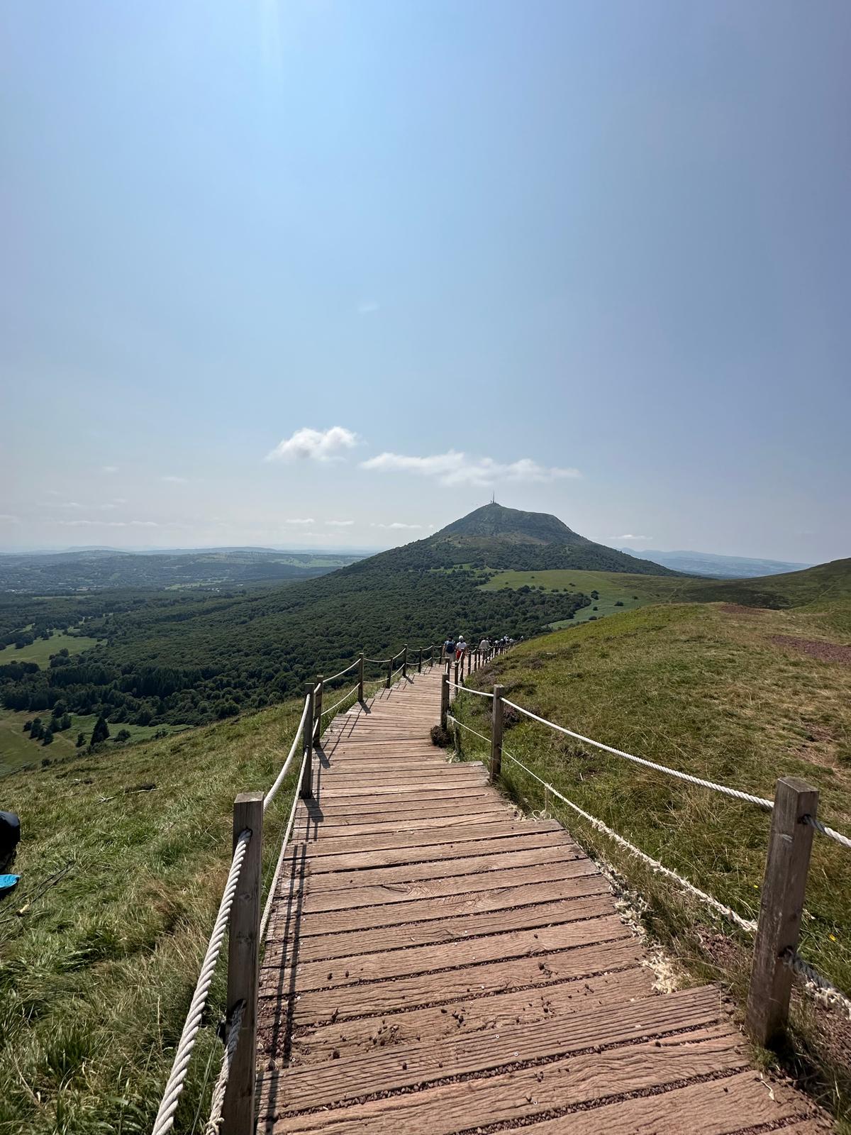 Volcan emblématique de la pub Volvic : Le Puy de Pariou